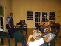 LA GACETA POLICIAL: Consejos Comunitarios de Seguridad en Puerto Rico